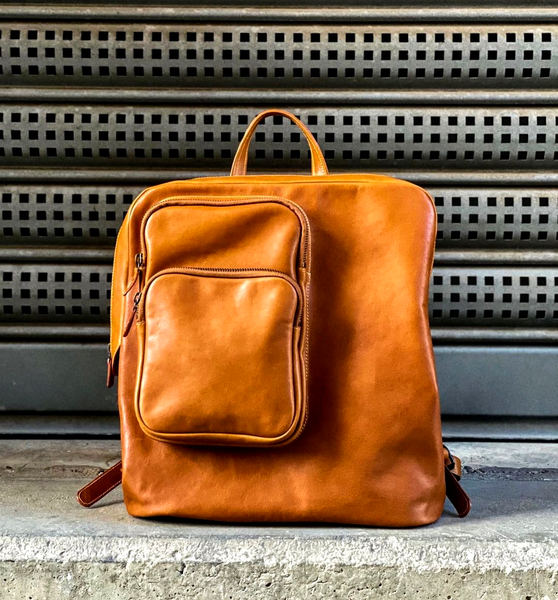 DAKOTA BACKPACK – Johnny Farah